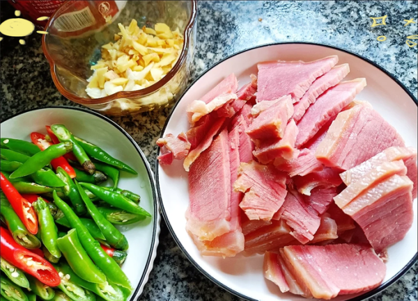 宣威火腿怎么做好吃_宣威火腿的家常做法大全-第3张图片-山城妙识 宣威火腿怎么做好吃_宣威火腿的家常做法大全-第3张图片-山城妙识