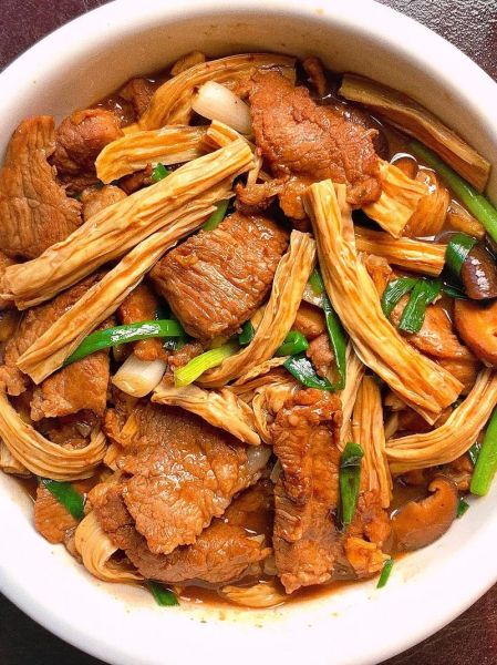 腐竹烧肉腐竹什么时候下锅_腐竹下锅最佳时间-第2张图片-山城妙识 腐竹烧肉腐竹什么时候下锅_腐竹下锅最佳时间-第2张图片-山城妙识