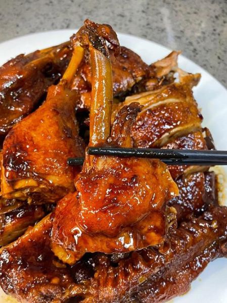 整只鸭怎么做好吃_整鸭做法大全-第1张图片-山城妙识 整只鸭怎么做好吃_整鸭做法大全-第1张图片-山城妙识