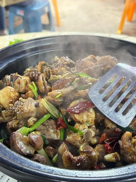 家常鸡火锅怎么做好吃_鸡火锅汤底怎么调才鲜-第2张图片-山城妙识 家常鸡火锅怎么做好吃_鸡火锅汤底怎么调才鲜-第2张图片-山城妙识
