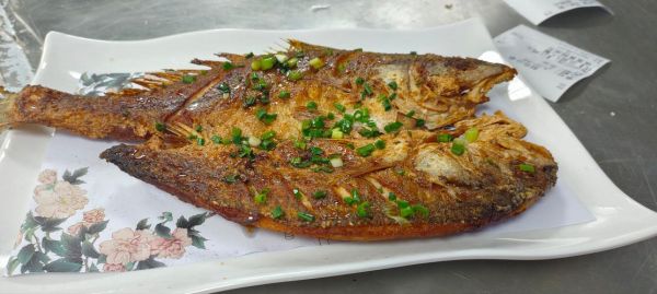 大黄鱼怎么做好吃_家常大黄鱼的做法大全-第2张图片-山城妙识