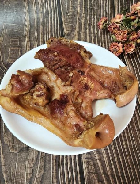 正宗卤猪头肉的做法_家庭版卤猪头肉怎么做-第1张图片-山城妙识 正宗卤猪头肉的做法_家庭版卤猪头肉怎么做-第1张图片-山城妙识