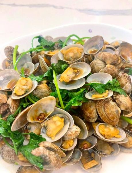 炒蛤蜊怎么炒不吐沙_家常炒蛤蜊做法大全-第1张图片-山城妙识