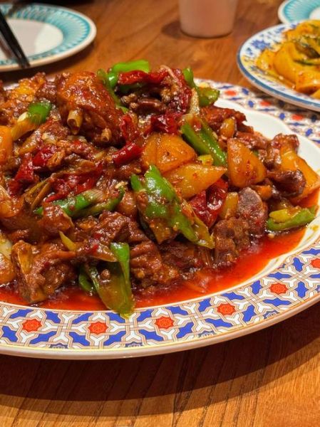 正宗新疆大盘鸡怎么做_大盘鸡用哪种鸡最好-第2张图片-山城妙识 正宗新疆大盘鸡怎么做_大盘鸡用哪种鸡最好-第2张图片-山城妙识