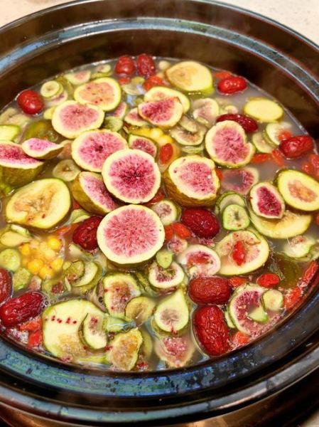 新鲜无花果煲汤的做法_无花果煲汤有什么功效-第2张图片-山城妙识 新鲜无花果煲汤的做法_无花果煲汤有什么功效-第2张图片-山城妙识