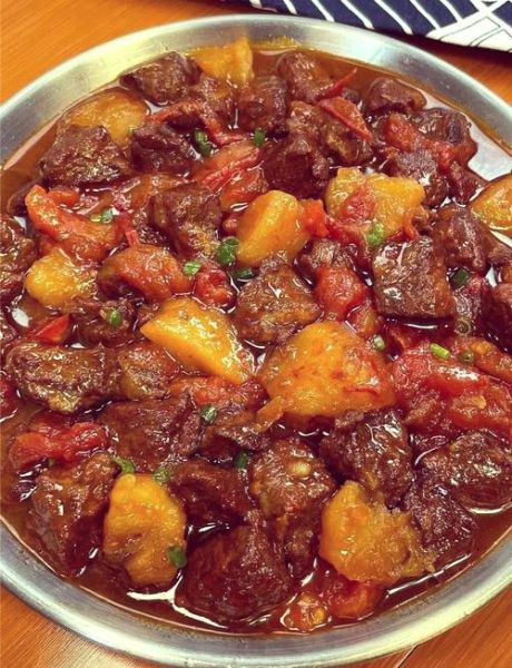 正宗土豆烧牛腩窍门_牛腩怎么炖才软烂-第1张图片-山城妙识 正宗土豆烧牛腩窍门_牛腩怎么炖才软烂-第1张图片-山城妙识