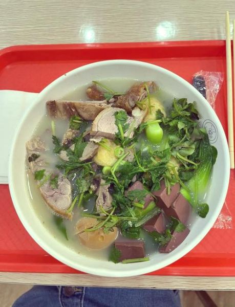 老鸭粉丝汤怎么熬_老鸭粉丝汤正宗做法-第1张图片-山城妙识 老鸭粉丝汤怎么熬_老鸭粉丝汤正宗做法-第1张图片-山城妙识