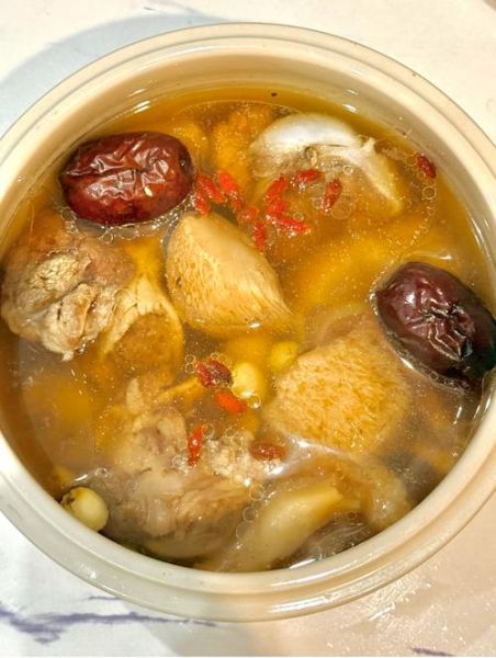 猴头菇配什么煲汤最养胃_猴头菇养胃汤最佳搭配-第3张图片-山城妙识 猴头菇配什么煲汤最养胃_猴头菇养胃汤最佳搭配-第3张图片-山城妙识