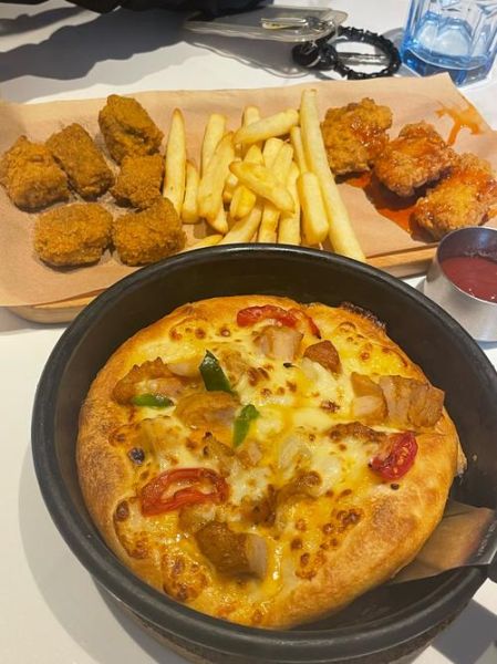 必胜客披萨普通装多大_普通装披萨够几个人吃-第1张图片-山城妙识