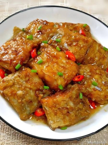 红烧带鱼怎么做好吃_红烧带鱼图片大全大图-第3张图片-山城妙识