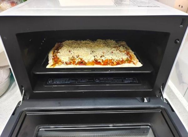 微波炉披萨怎么做_微波炉披萨要多长时间-第1张图片-山城妙识 微波炉披萨怎么做_微波炉披萨要多长时间-第1张图片-山城妙识