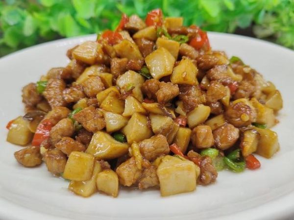 杏鲍菇炒肉怎么做好吃_家常杏鲍菇炒肉做法-第3张图片-山城妙识