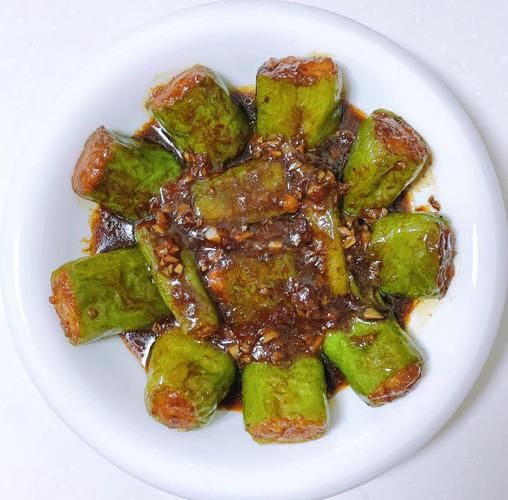 油焖尖椒放肉馅怎么做_油焖尖椒肉馅配方-第3张图片-山城妙识 油焖尖椒放肉馅怎么做_油焖尖椒肉馅配方-第3张图片-山城妙识