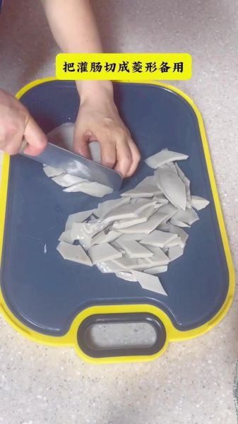 荞面灌肠怎么做_荞面灌肠的家常做法-第1张图片-山城妙识 荞面灌肠怎么做_荞面灌肠的家常做法-第1张图片-山城妙识