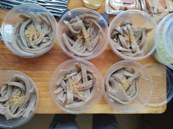 荞面灌肠怎么做_荞面灌肠的家常做法-第2张图片-山城妙识 荞面灌肠怎么做_荞面灌肠的家常做法-第2张图片-山城妙识