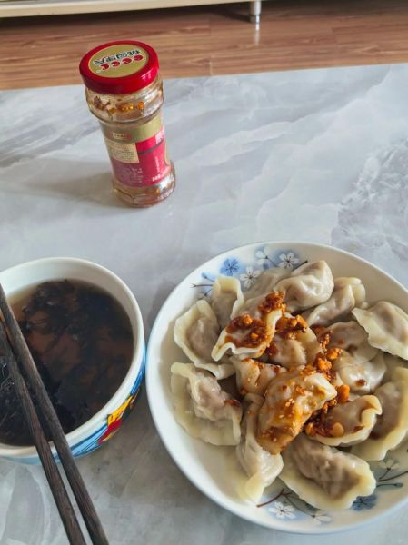 莲菜大肉饺子馅怎么调_莲菜饺子馅最香做法-第3张图片-山城妙识 莲菜大肉饺子馅怎么调_莲菜饺子馅最香做法-第3张图片-山城妙识