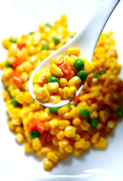 松仁玉米怎么炒好吃_松仁玉米的家常做法视频步骤-第3张图片-山城妙识