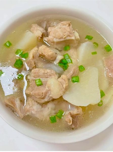 胡萝卜排骨汤的做法大全窍门_胡萝卜排骨汤怎么炖好喝-第1张图片-山城妙识 胡萝卜排骨汤的做法大全窍门_胡萝卜排骨汤怎么炖好喝-第1张图片-山城妙识