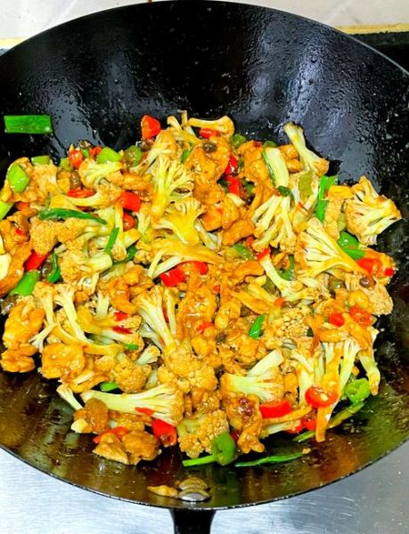 菜花炒肉怎么做最好吃_菜花炒肉家常做法窍门-第2张图片-山城妙识 菜花炒肉怎么做最好吃_菜花炒肉家常做法窍门-第2张图片-山城妙识