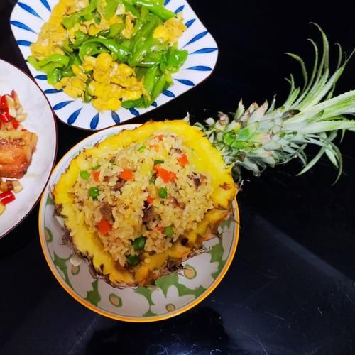 菠萝饭怎么做_菠萝饭需要哪些材料-第3张图片-山城妙识 菠萝饭怎么做_菠萝饭需要哪些材料-第3张图片-山城妙识