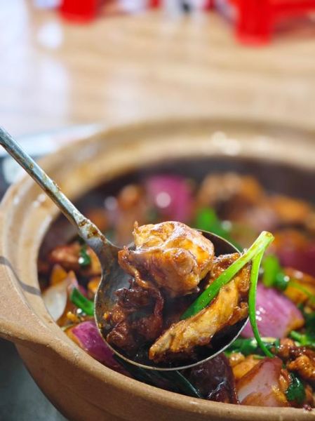 砂锅煲鸡汤的做法_砂锅鸡汤怎么炖好喝-第1张图片-山城妙识 砂锅煲鸡汤的做法_砂锅鸡汤怎么炖好喝-第1张图片-山城妙识