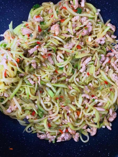 佛手瓜怎么做好吃_佛手瓜的家常做法大全-第2张图片-山城妙识