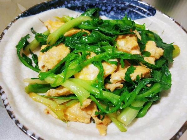 苦菊炒鸡蛋怎么做好吃_苦菊炒鸡蛋的家常做法-第1张图片-山城妙识