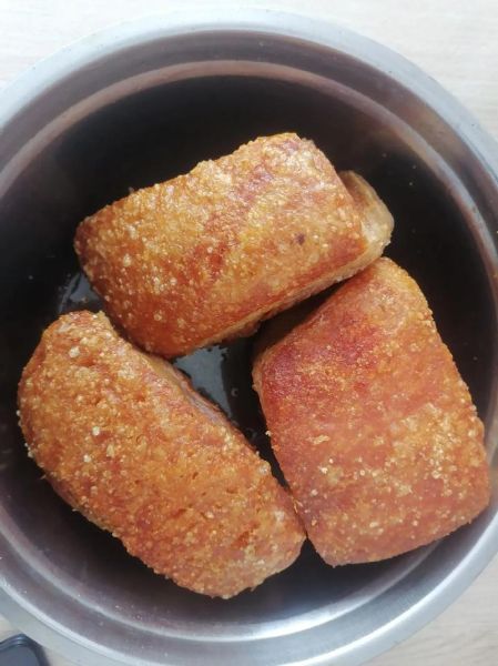 炸扣肉起泡怎么办_扣肉炸起泡的正确方法-第3张图片-山城妙识 炸扣肉起泡怎么办_扣肉炸起泡的正确方法-第3张图片-山城妙识