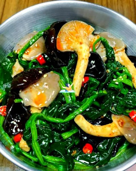 木耳凉拌菜怎么做_木耳凉拌菜需要焯水吗-第2张图片-山城妙识 木耳凉拌菜怎么做_木耳凉拌菜需要焯水吗-第2张图片-山城妙识