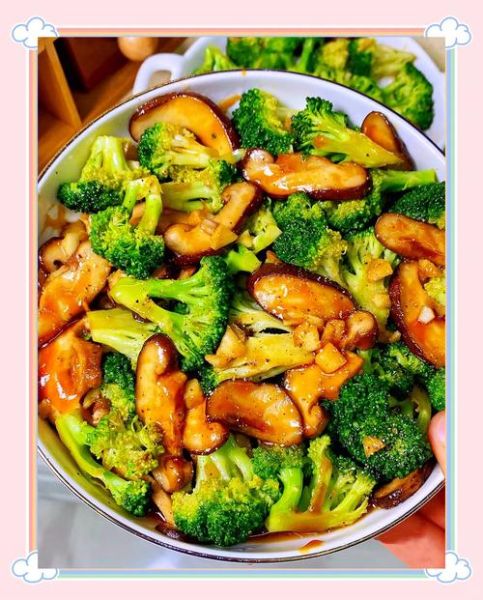 香菇炒西兰花怎么做_香菇炒西兰花用焯水吗-第3张图片-山城妙识 香菇炒西兰花怎么做_香菇炒西兰花用焯水吗-第3张图片-山城妙识