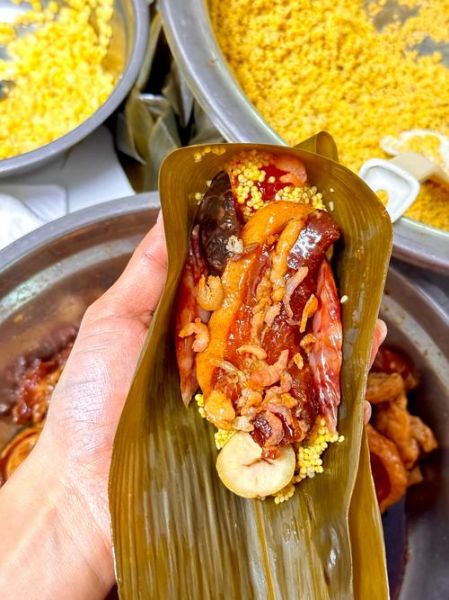 小米肉粽子怎么做_小米肉粽子做法大全-第1张图片-山城妙识 小米肉粽子怎么做_小米肉粽子做法大全-第1张图片-山城妙识