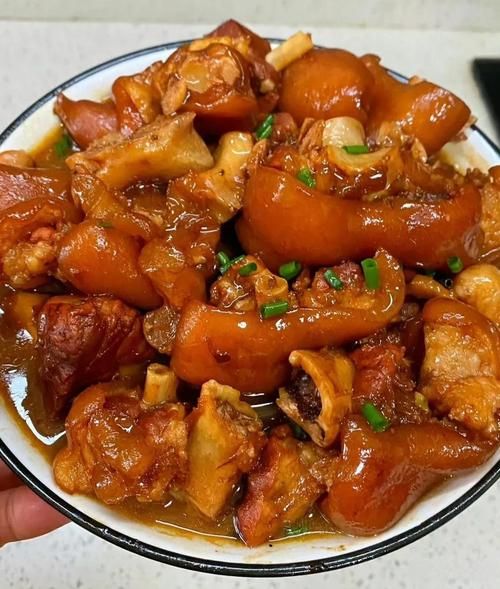 猪脚怎么做好吃_猪脚视频教程-第3张图片-山城妙识