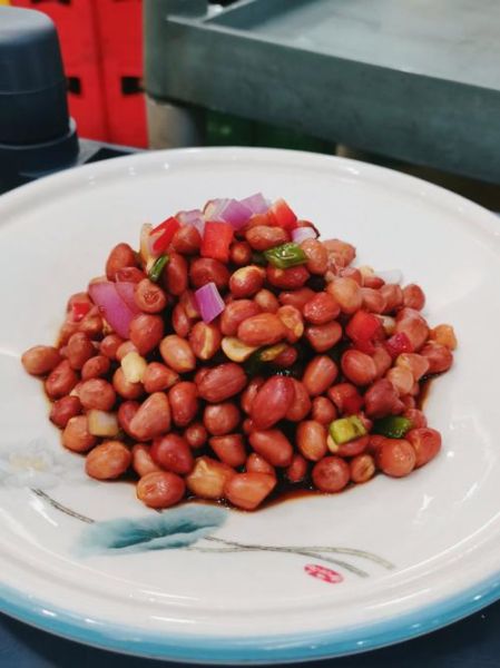 糖裹花生米怎么做_糖衣花生米的做法窍门-第2张图片-山城妙识 糖裹花生米怎么做_糖衣花生米的做法窍门-第2张图片-山城妙识