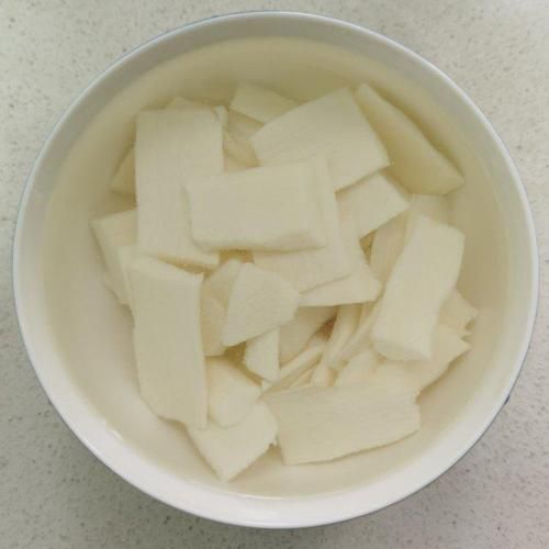 炒山药片需要焯水吗_山药片焯水好处-第1张图片-山城妙识