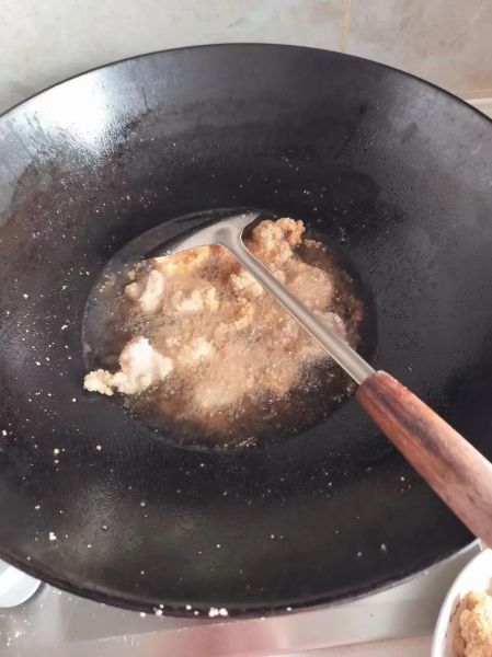 小酥肉专用粉是什么粉_和普通淀粉区别在哪-第1张图片-山城妙识 小酥肉专用粉是什么粉_和普通淀粉区别在哪-第1张图片-山城妙识