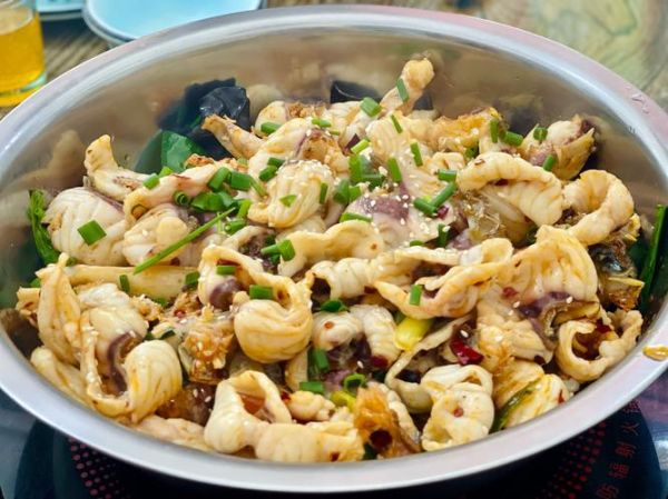 干锅鱼怎么做才好吃_干锅鱼用什么鱼最好-第3张图片-山城妙识 干锅鱼怎么做才好吃_干锅鱼用什么鱼最好-第3张图片-山城妙识