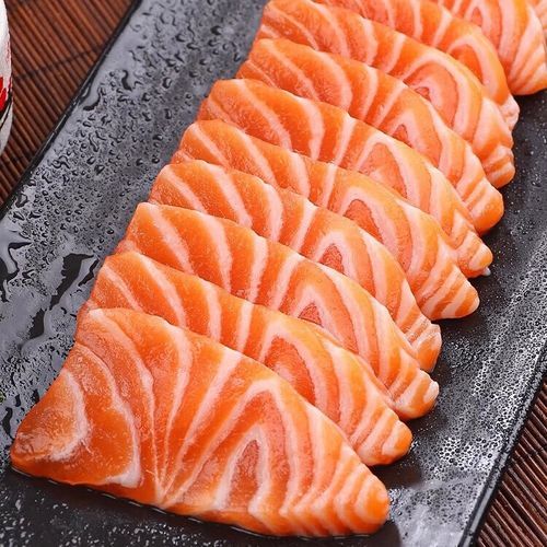 金枪鱼刺身和三文鱼刺身哪个好吃_区别在哪-第1张图片-山城妙识