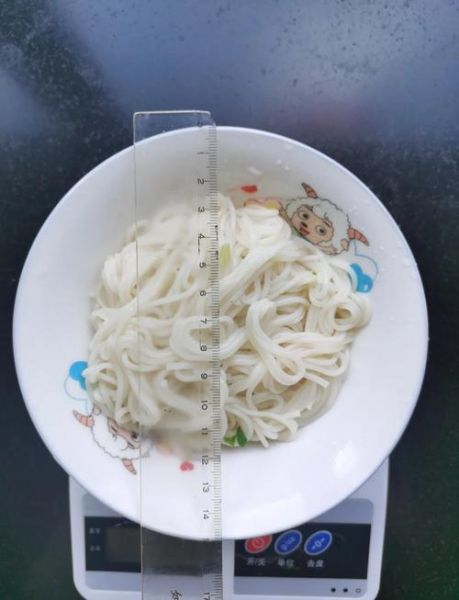 怎么煮面条不粘锅_煮面条需要多久才熟-第2张图片-山城妙识 怎么煮面条不粘锅_煮面条需要多久才熟-第2张图片-山城妙识