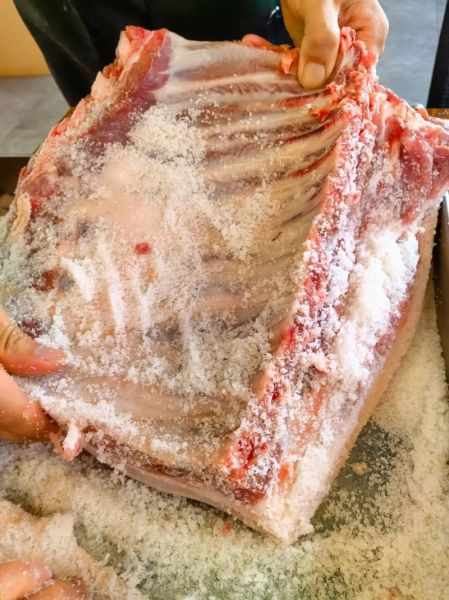 咸肉要腌几天才挂出来_咸肉腌制多久可以晾晒-第2张图片-山城妙识