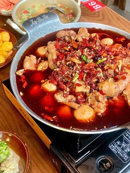 重庆烧鸡公怎么做才嫩_重庆烧鸡公用什么鸡最好-第1张图片-山城妙识