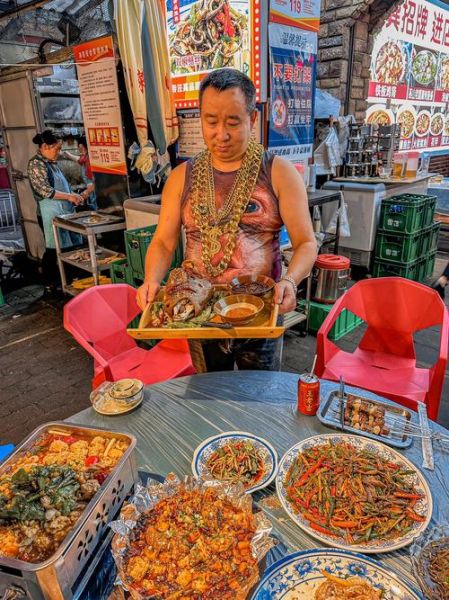 夜市大排档特色菜有哪些_怎么拍出诱人照片-第2张图片-山城妙识 夜市大排档特色菜有哪些_怎么拍出诱人照片-第2张图片-山城妙识