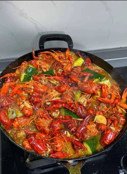 烧小龙虾怎么做_烧小龙虾需要焯水吗-第3张图片-山城妙识 烧小龙虾怎么做_烧小龙虾需要焯水吗-第3张图片-山城妙识