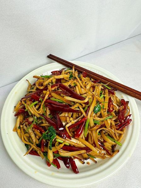 炒杏鲍菇热量是多少_减脂能吃吗-第1张图片-山城妙识