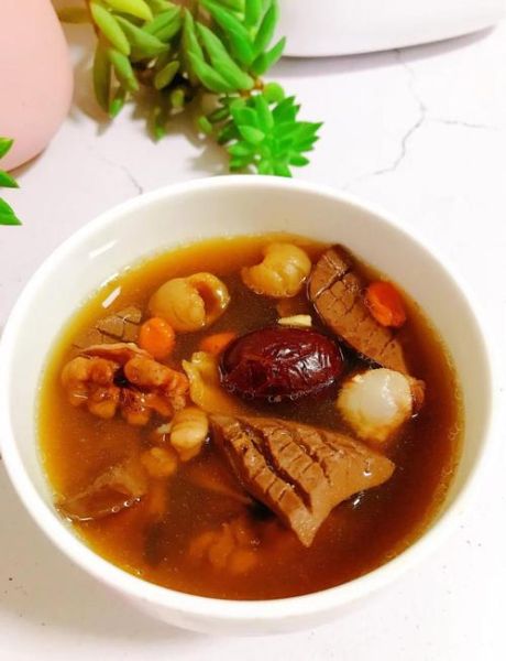 猪腰煲汤放什么药材最补肾_猪腰汤补肾药材搭配-第1张图片-山城妙识 猪腰煲汤放什么药材最补肾_猪腰汤补肾药材搭配-第1张图片-山城妙识