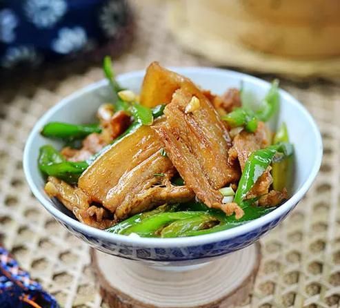 湘菜小炒肉怎么做_正宗小炒肉用什么肉-第1张图片-山城妙识