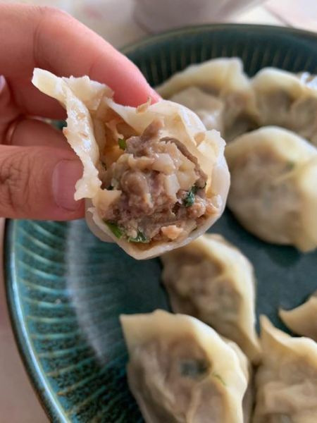 猪肉莲菜饺子馅怎么做_莲菜饺子馅怎么调才脆嫩-第1张图片-山城妙识 猪肉莲菜饺子馅怎么做_莲菜饺子馅怎么调才脆嫩-第1张图片-山城妙识