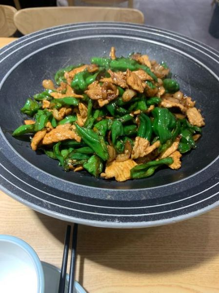 农家小炒肉不辣怎么做_不放辣椒的小炒肉做法-第3张图片-山城妙识