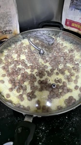 糯米面蒸年糕的做法_年糕为什么会开裂-第2张图片-山城妙识