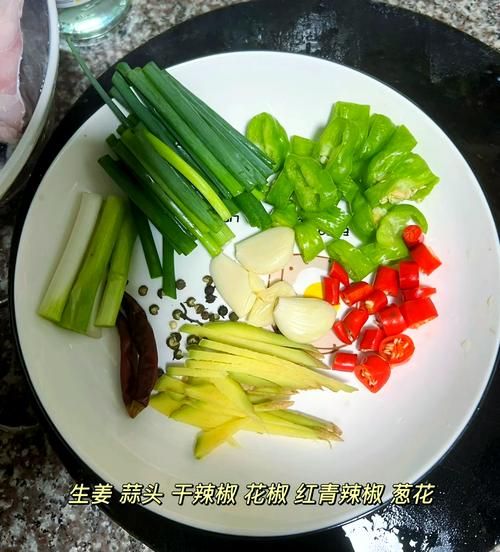 大口鲶鱼怎么做好吃_家常做法步骤-第1张图片-山城妙识 大口鲶鱼怎么做好吃_家常做法步骤-第1张图片-山城妙识