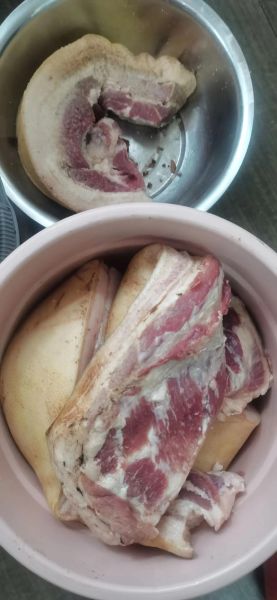 家庭腌腊肉怎么做_腊肉腌制多久能吃-第3张图片-山城妙识